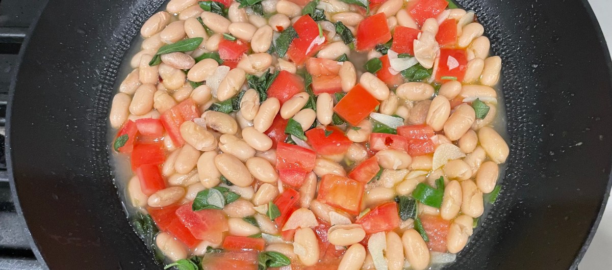 Tuscan White Beans are Delicious, Fast, Easy and Affordable - Appetito