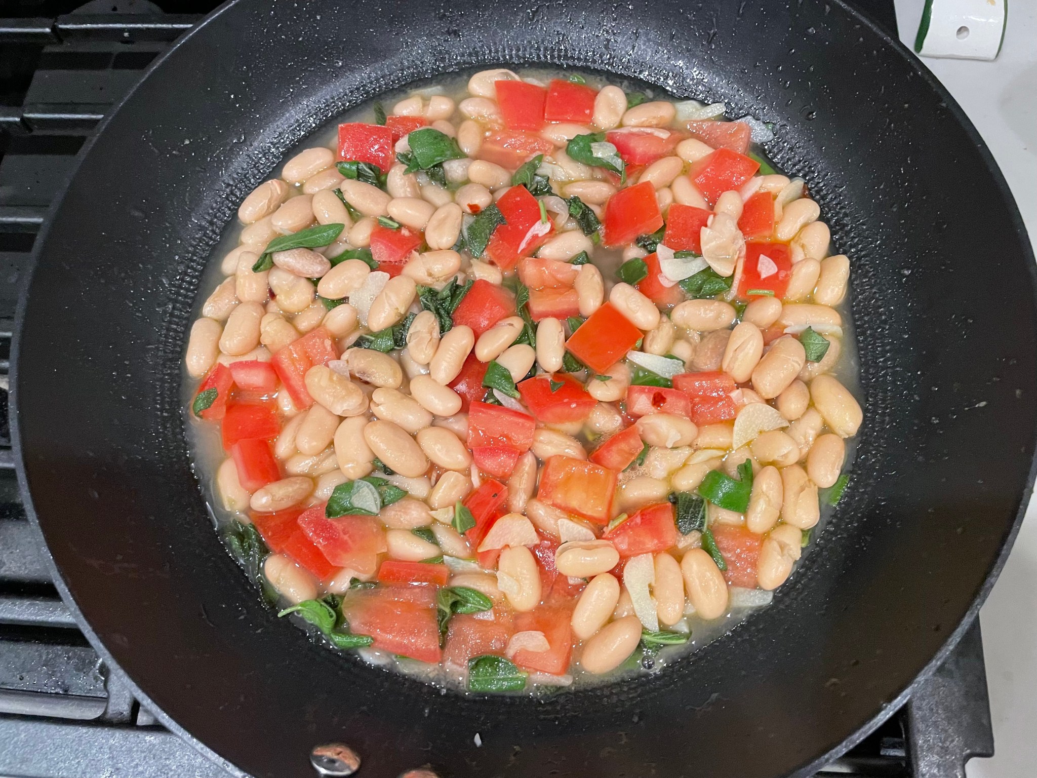 Tuscan White Beans are Delicious, Fast, Easy and Affordable - Appetito