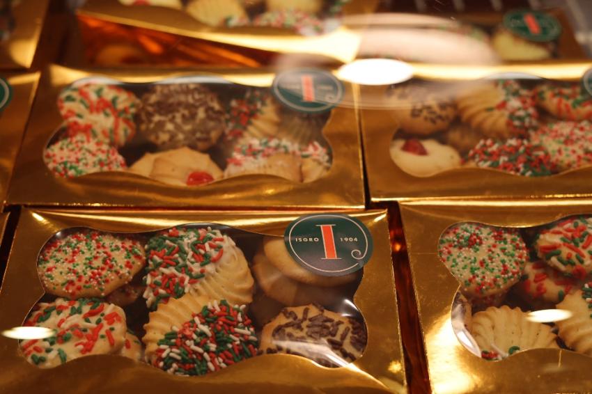 Three Iconic South Philly Italian Bakeries for Your Holiday Pastries ...