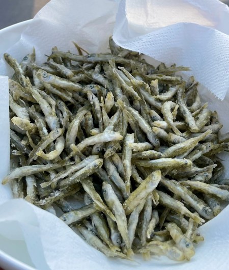 How an American Fries Sand Smelt in the Venetian Lagoon - Appetito