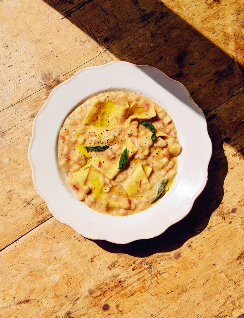 How to Make Pasta and Beans - Appetito